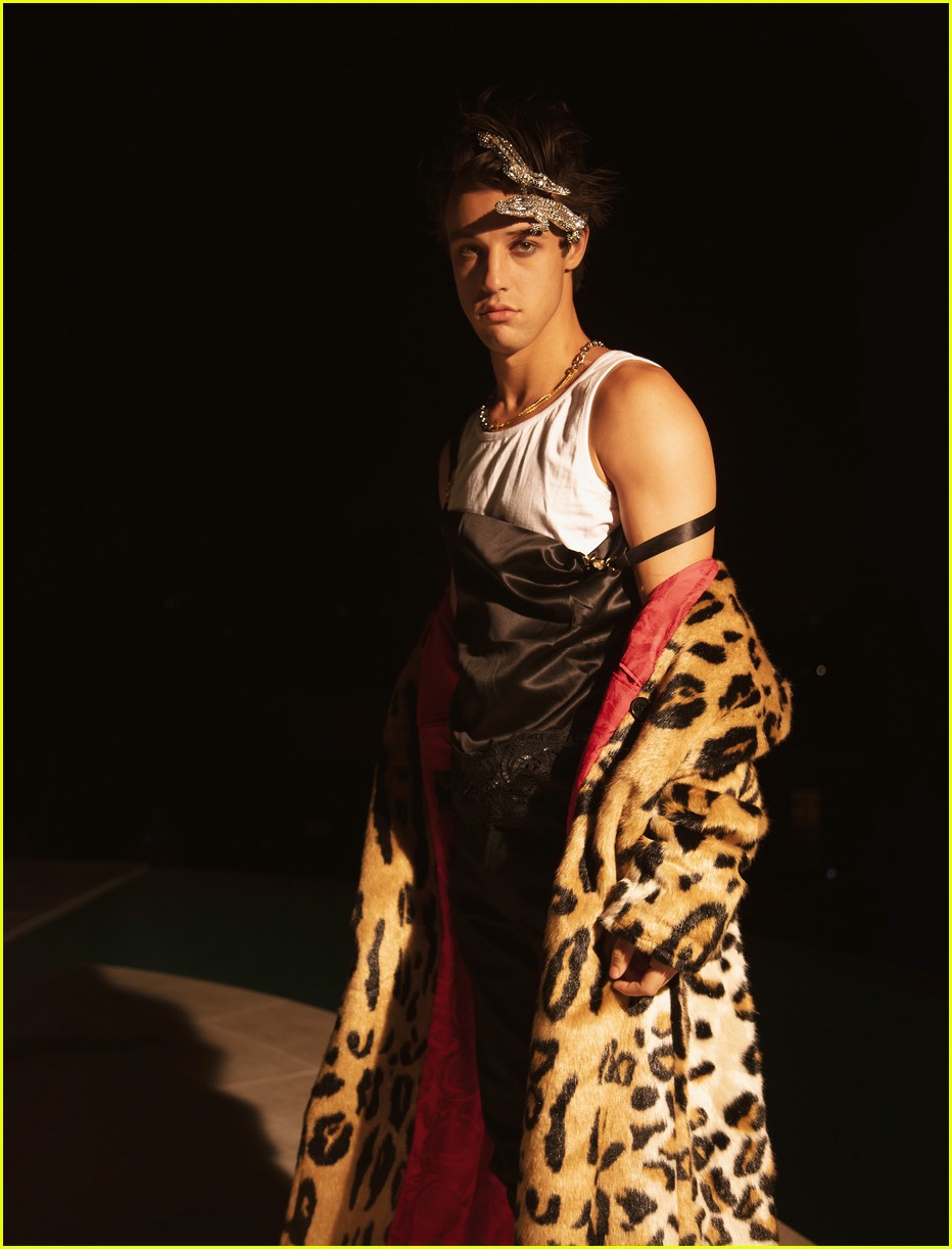 Cameron Dallas Strips Down to His Underwear for 'Mood' Photo Shoot ...