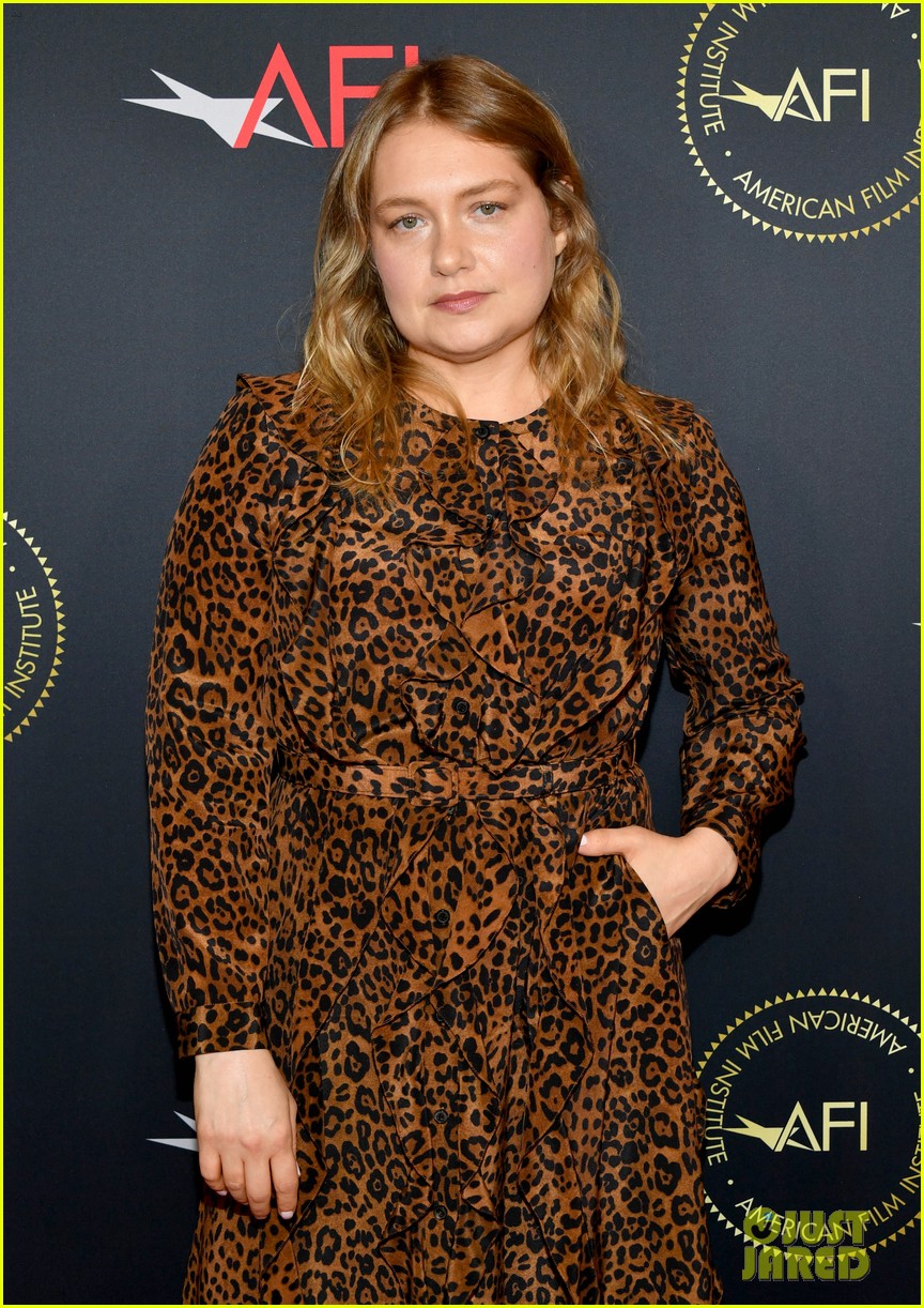Unbelievable's Kaitlyn Dever & Merritt Wever Attend AFI Awards Ahead of ...