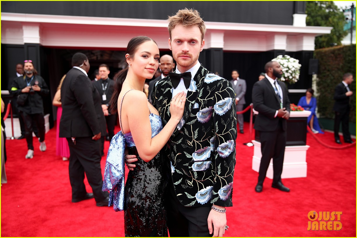 Finneas O'Connell Wins His First Grammy Award, Attends 2020 Show with ...