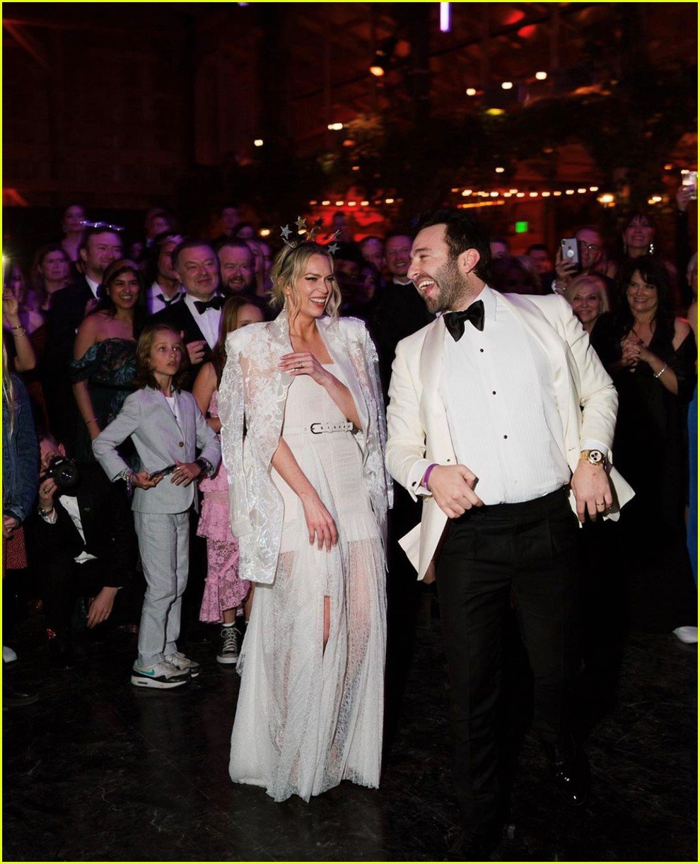Photo: erin foster simon tikhman wedding photos 07 | Photo 4409101 ...