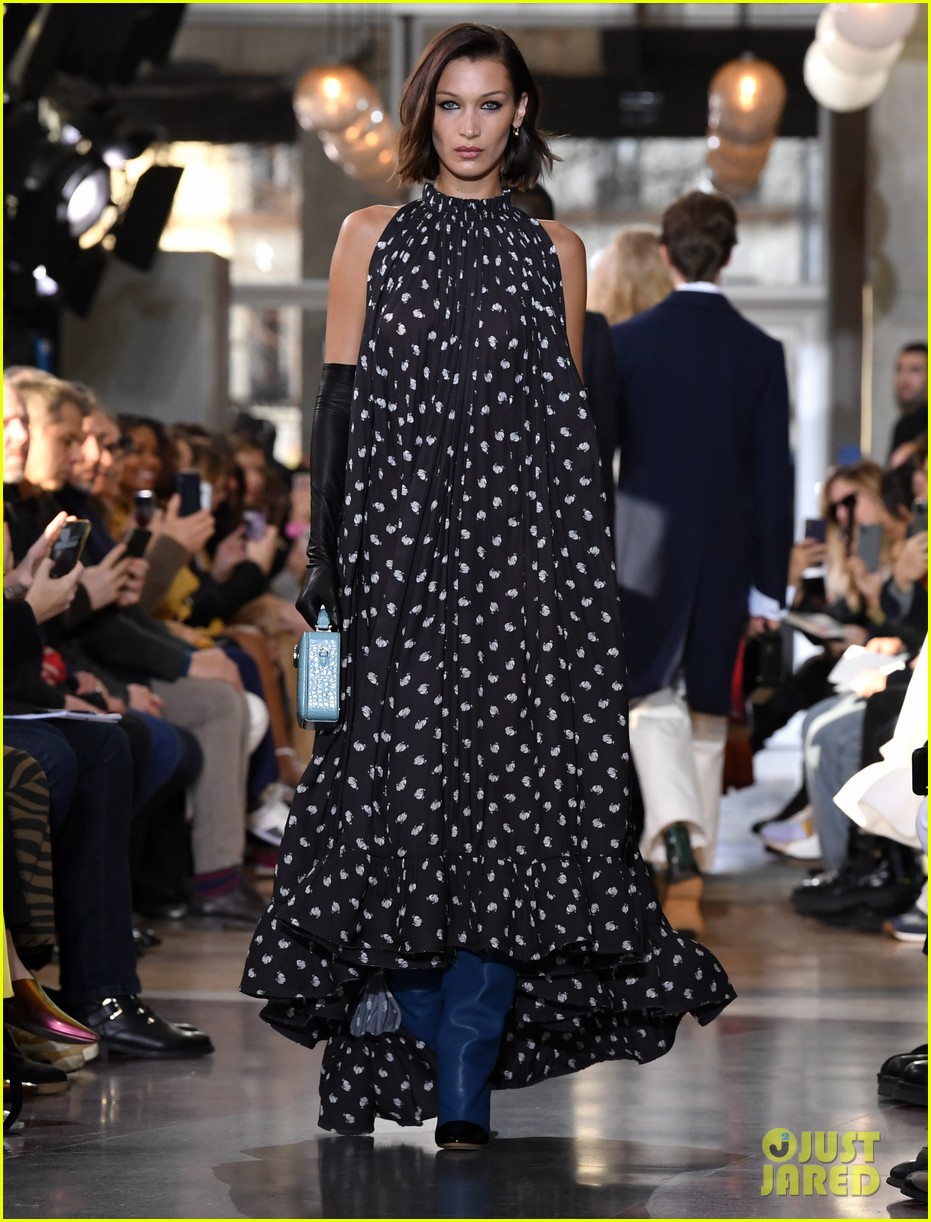 Gigi & Bella Hadid Walk the Lanvin Runway with Gabrielle Union in the ...