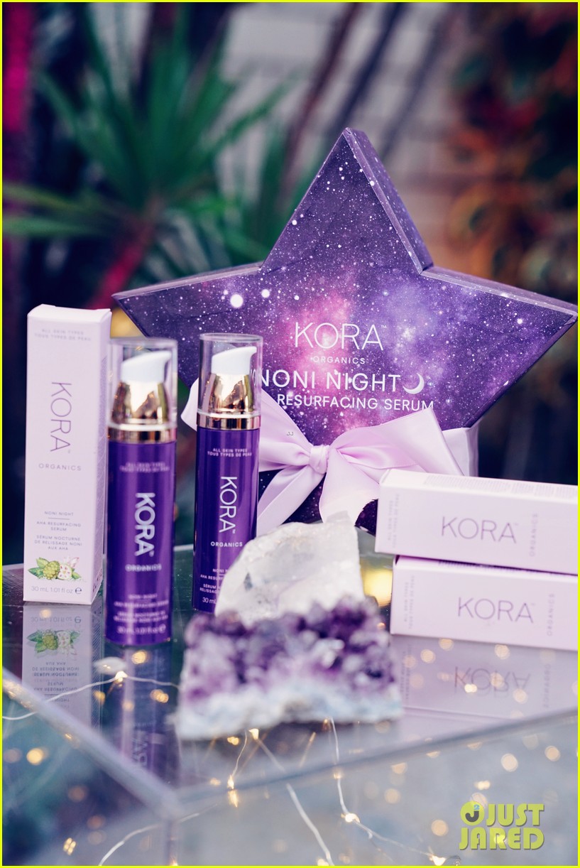 Miranda Kerr Launches New Kora Organics Product With Star-Studded Party ...