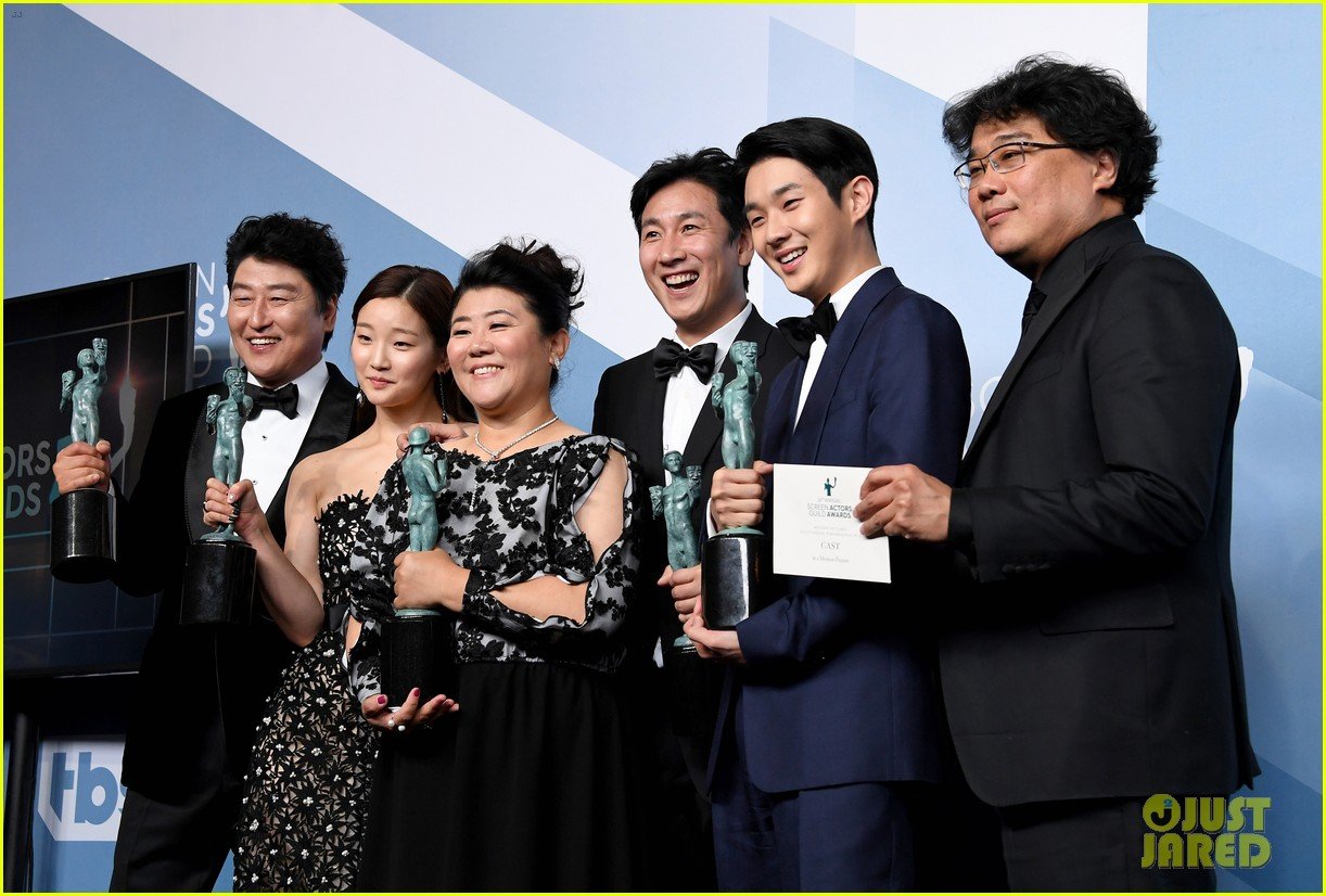 'Parasite' Becomes First Foreign Film to Win Best Cast at SAG Awards ...