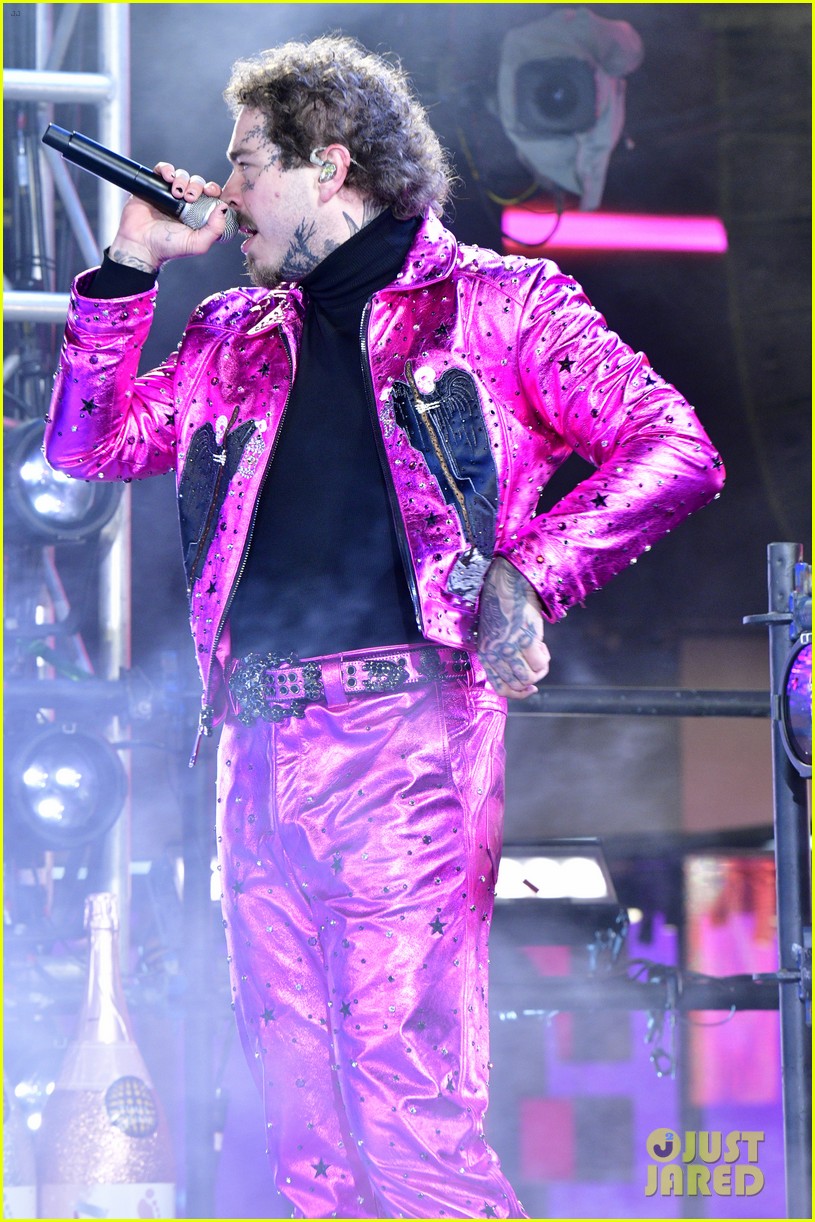 Post Malone Rings In 2020 in NYC With A Hug From BTS!: Photo 4407817 ...