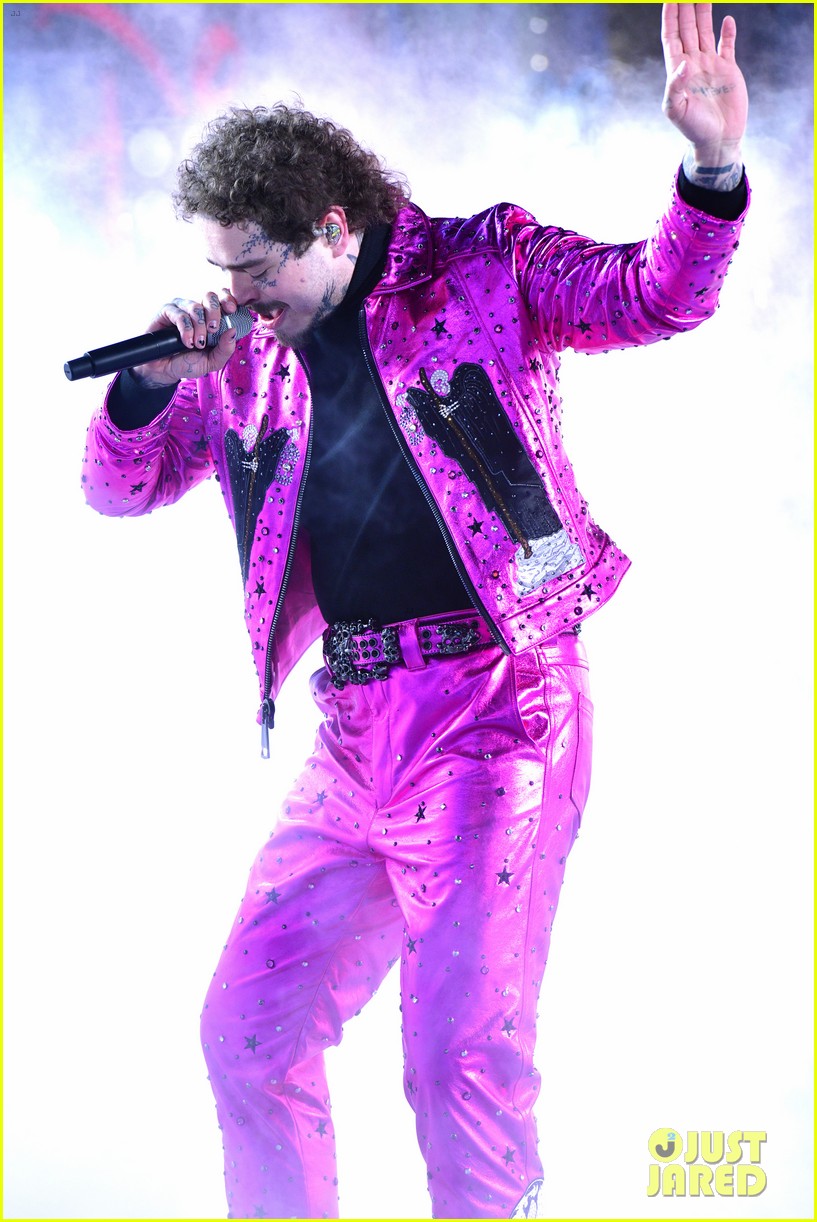 Post Malone Rings In 2020 in NYC With A Hug From BTS!: Photo 4407819 ...