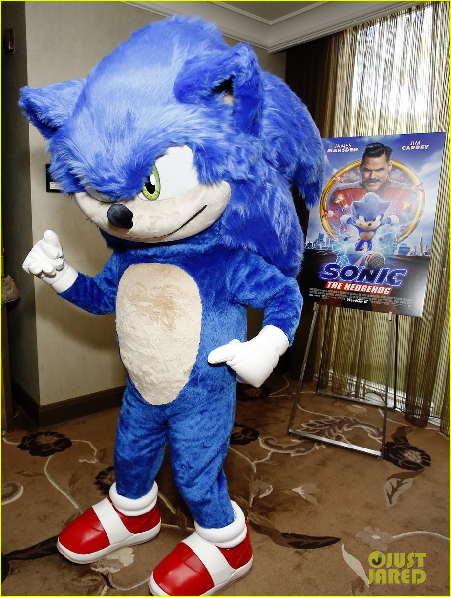 Jim Carrey & James Marsden Step Out For 'Sonic The Hedgehog' Press ...