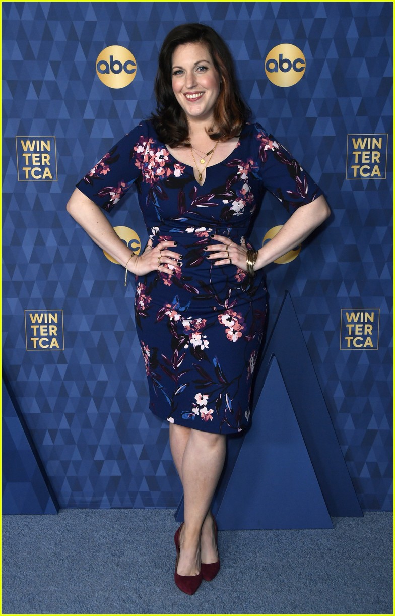 Emergence's Allison Tolman Responds to Troll Who Shamed Her Appearance ...