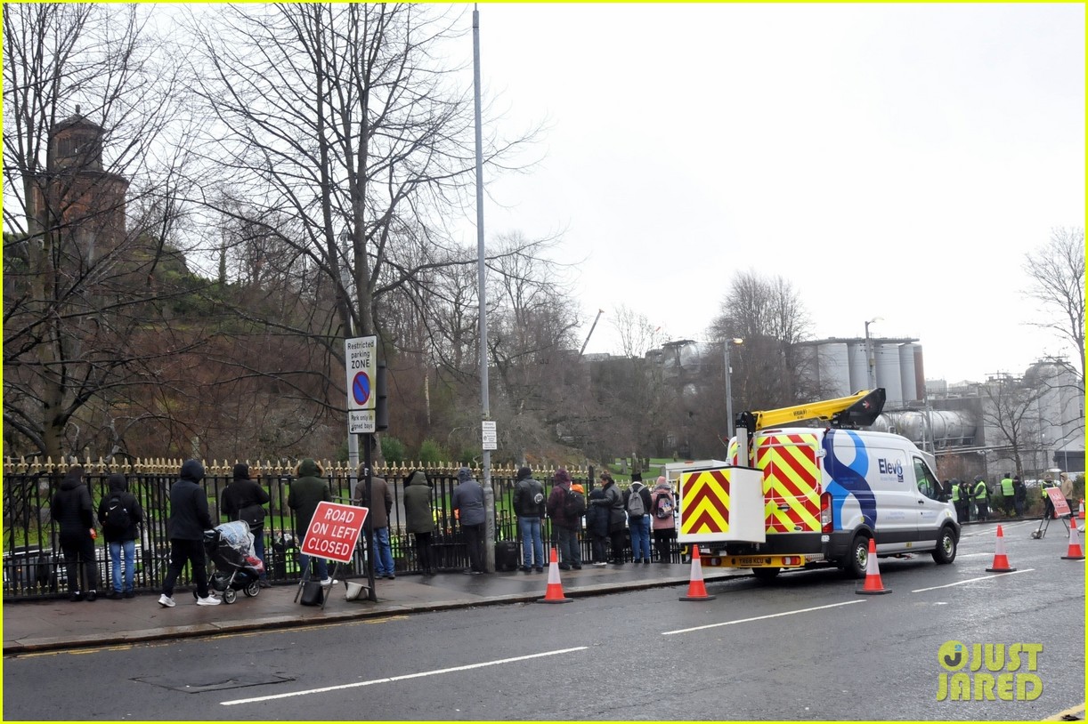 'The Batman' Movie Films Motorcycle Scene - See the Set Pics!: Photo ...