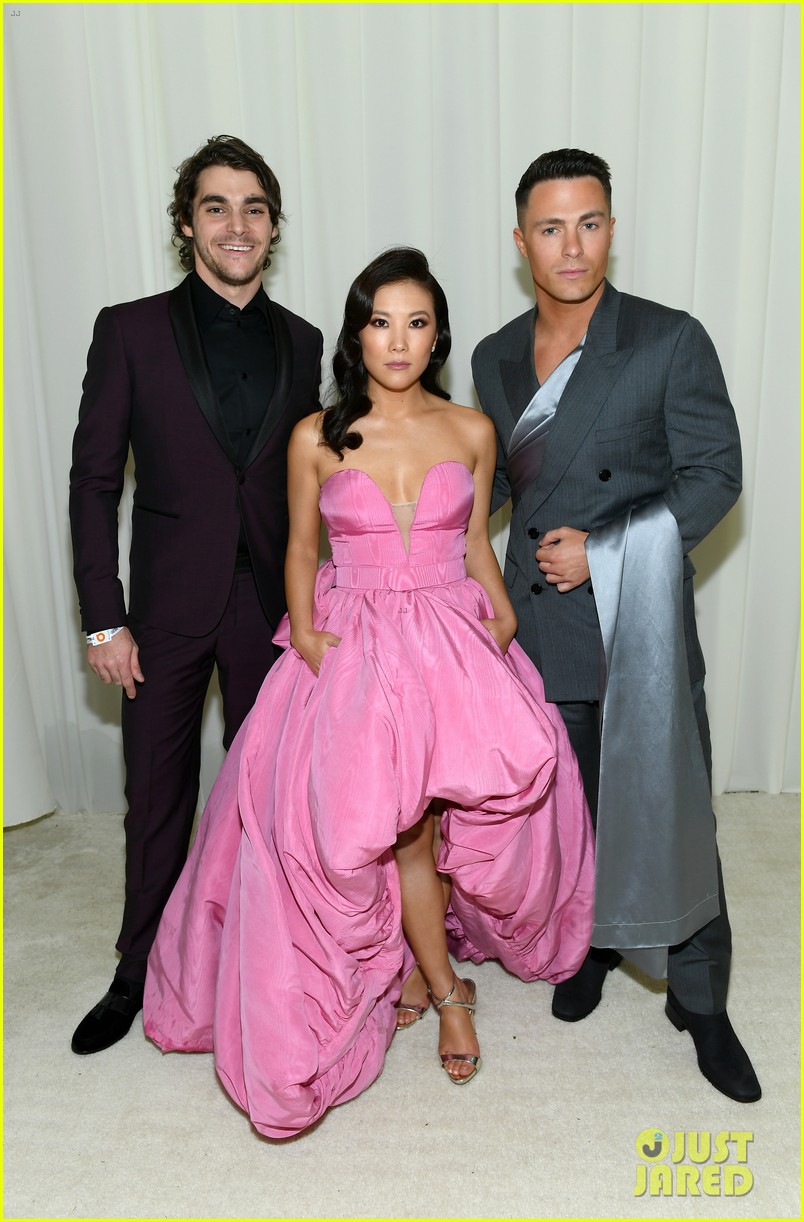 Bella Thorne & Sydney Sweeney Step Out For Elton John's Oscars 2020 ...