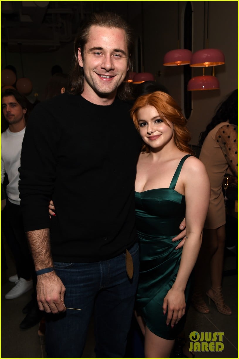 Gerard Butler Shares a Silly Red Carpet Moment with 'Burden' Director ...