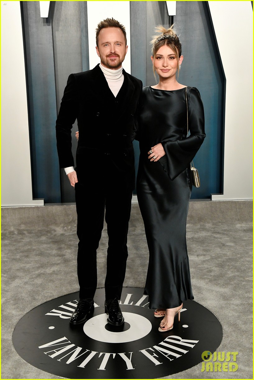 Miles Teller, Chace Crawford, & Aaron Paul Are Dapper Dudes at Vanity ...