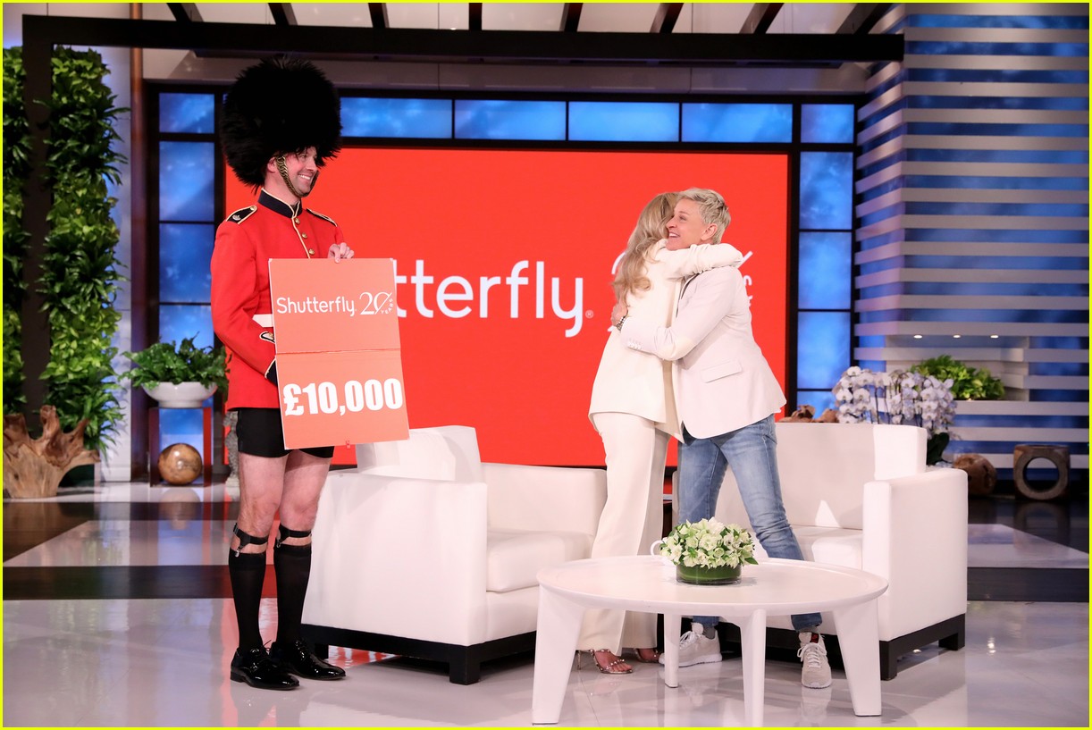 Viral Singer Charlotte Awbery Sings Lady Gaga's 'Shallow' on 'Ellen ...