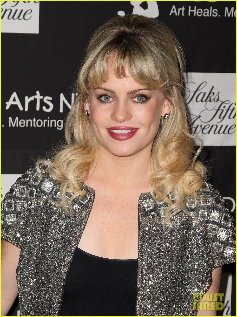 Singer Duffy Was Raped, Drugged & Held Captive for Days, Returns to ...