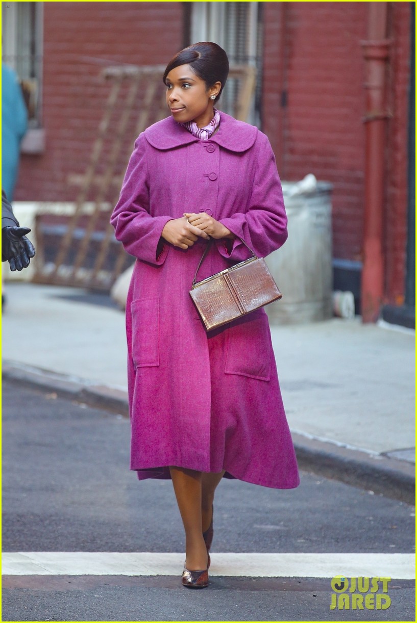 Jennifer Hudson Carries Hot Water Bag on 'Respect' Set: Photo 4437974 ...