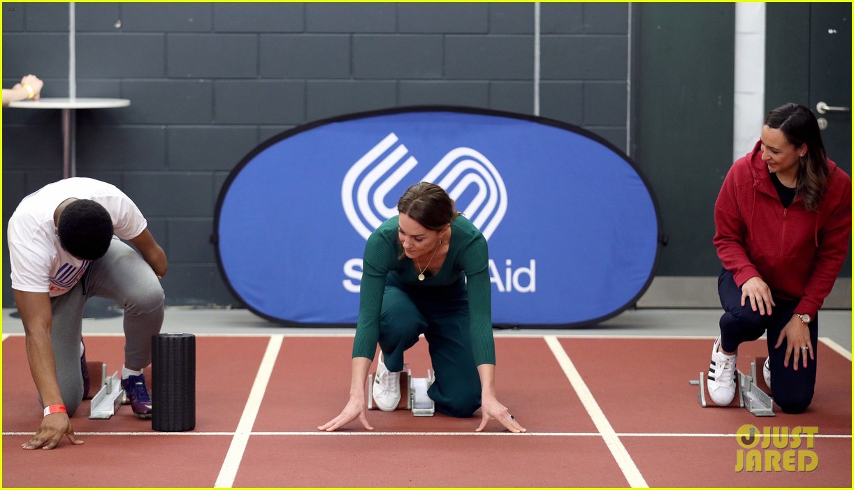 Duchess Kate Middleton Shows Off Her Running Skills & It's All on Video ...