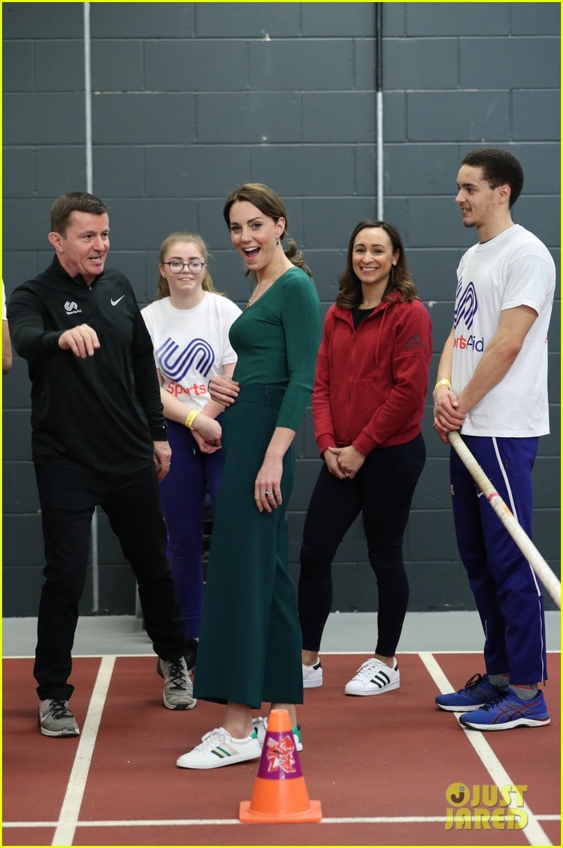 Duchess Kate Middleton Shows Off Her Running Skills & It's All on Video ...