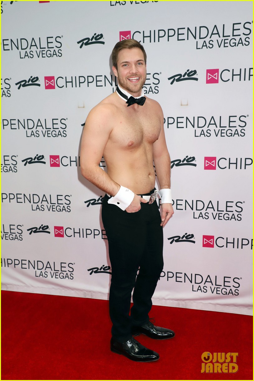 Bachelor Nation's Jordan Kimball Strips Down with the Chippendales ...