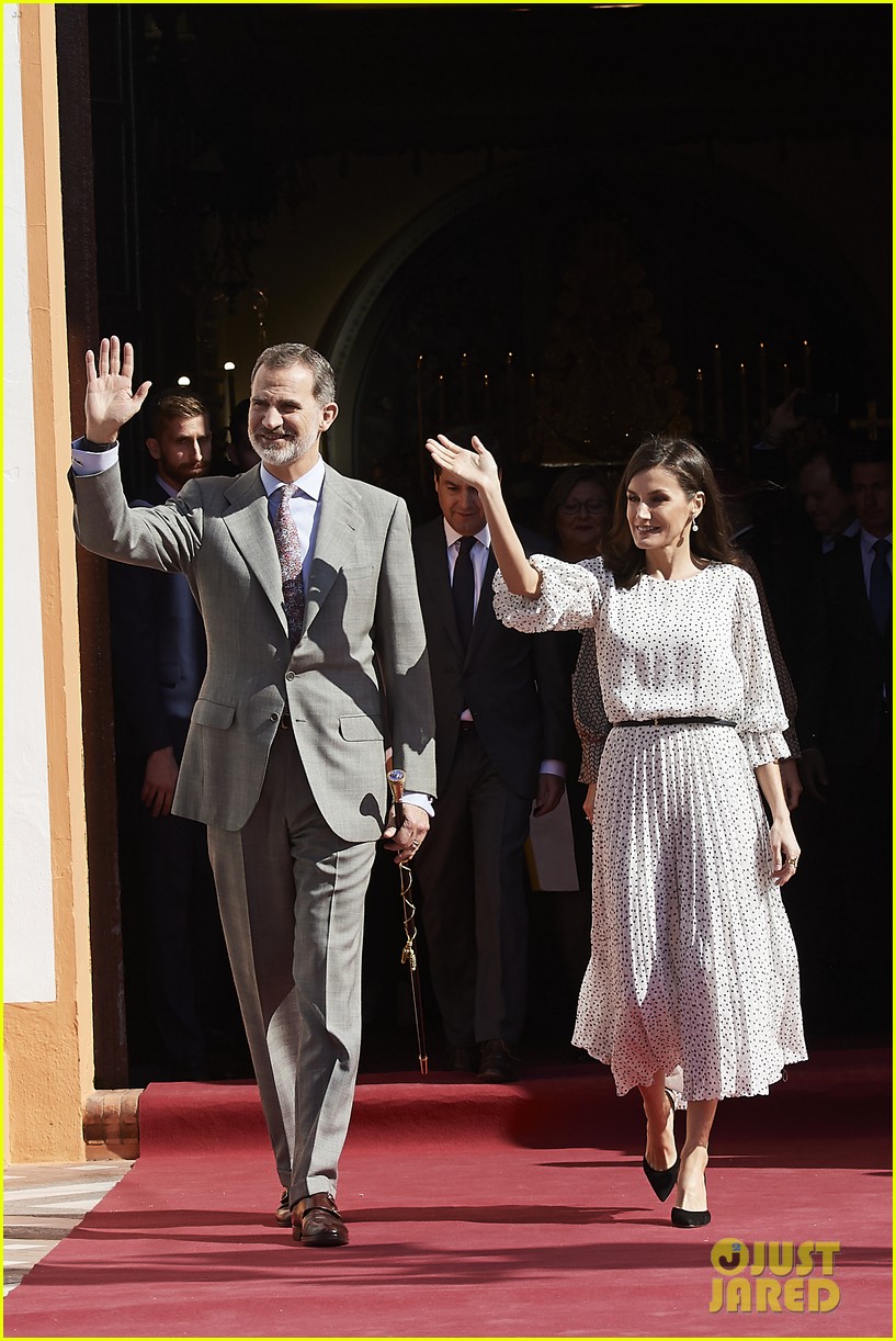 Spain's King Felipe & Queen Letizia Spotted Holding Hands During Trip ...