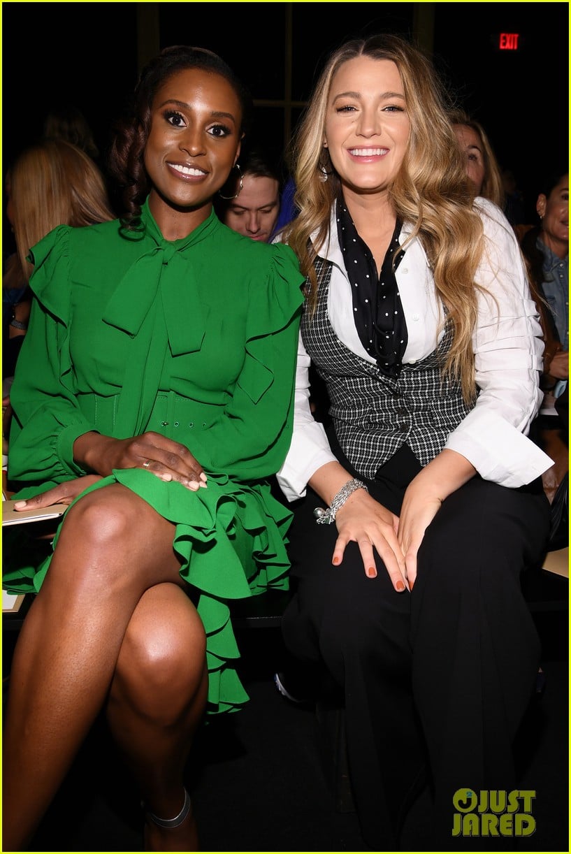 Blake Lively, Issa Rae & Julia Louis-Dreyfus Make The Perfect Trio at ...