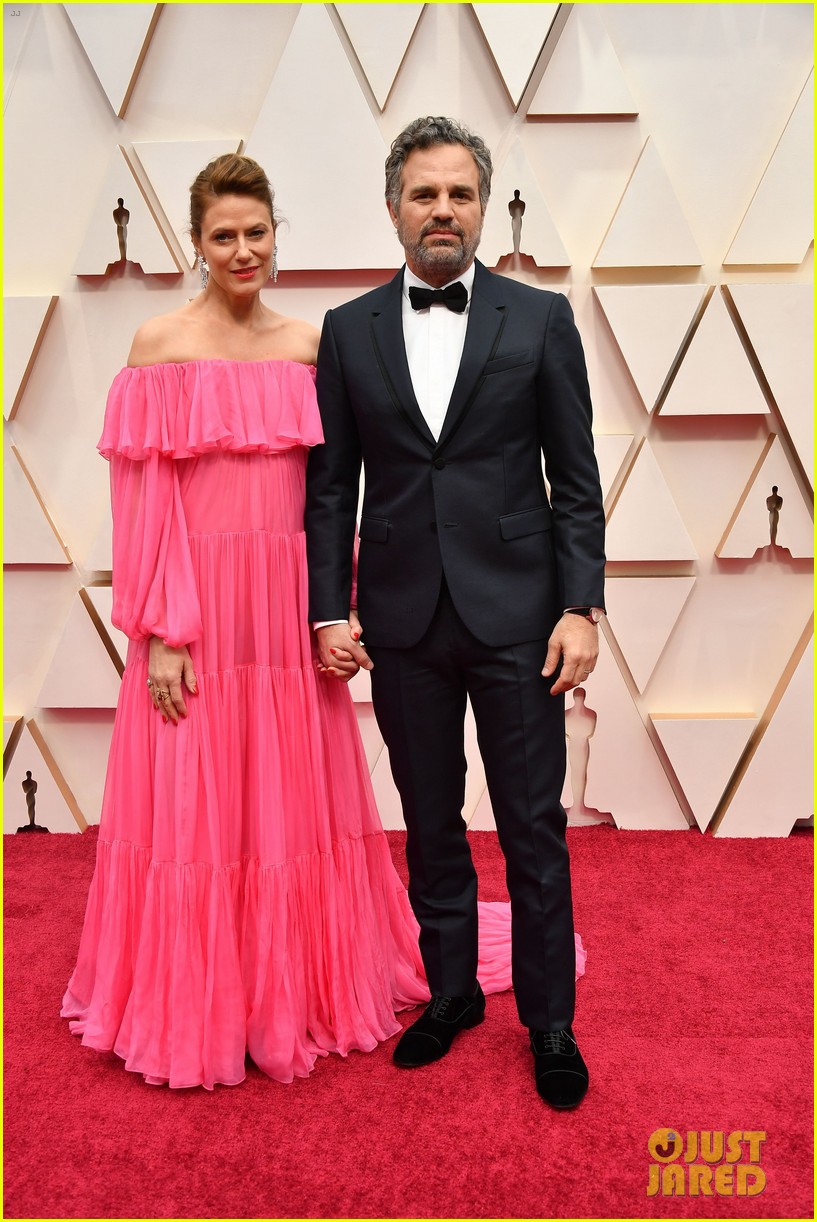 Mark Ruffalo & Wife Sunrise Coigney Couple Up For Oscars 2020: Photo ...