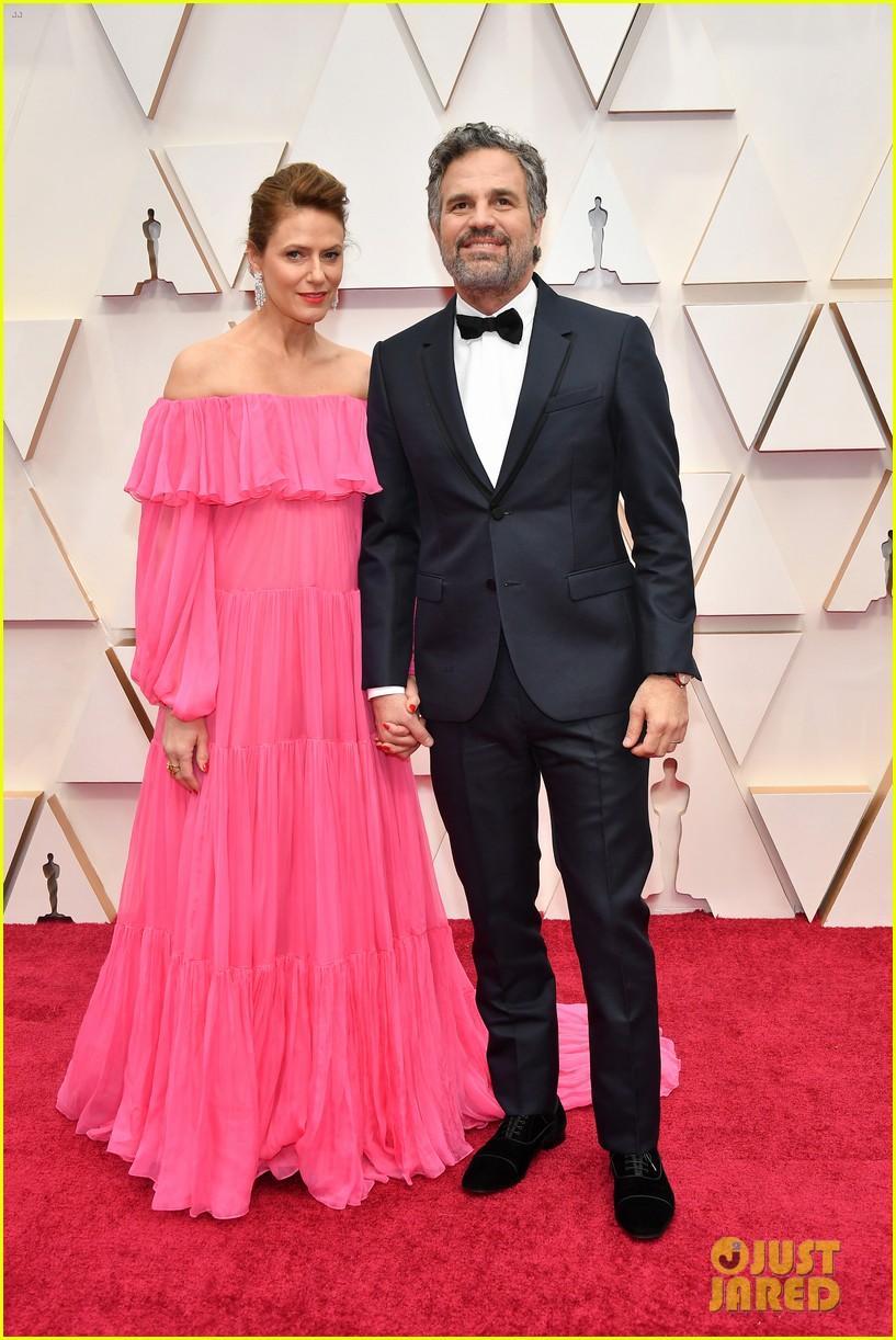 Mark Ruffalo & Wife Sunrise Coigney Couple Up For Oscars 2020: Photo ...