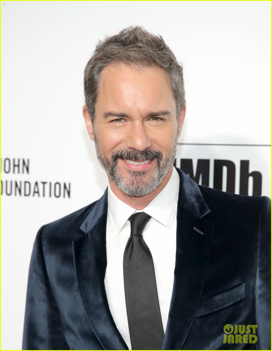 Eric McCormack, Taye Diggs, & Ryan Kwanten Suit Up for Elton John Oscar ...