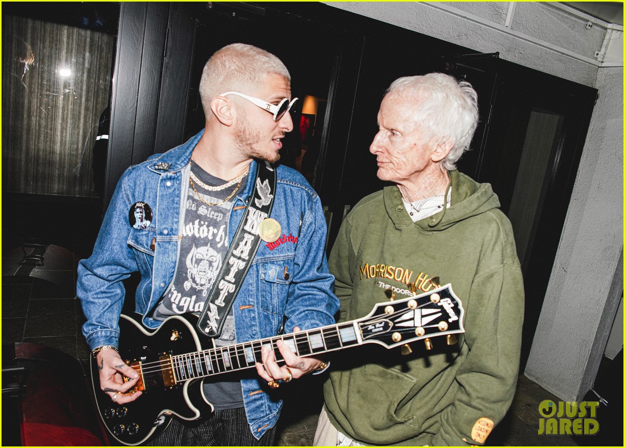 Miley Cyrus Covers The Doors' 'Roadhouse Blues' At 'Morrison Hotel ...