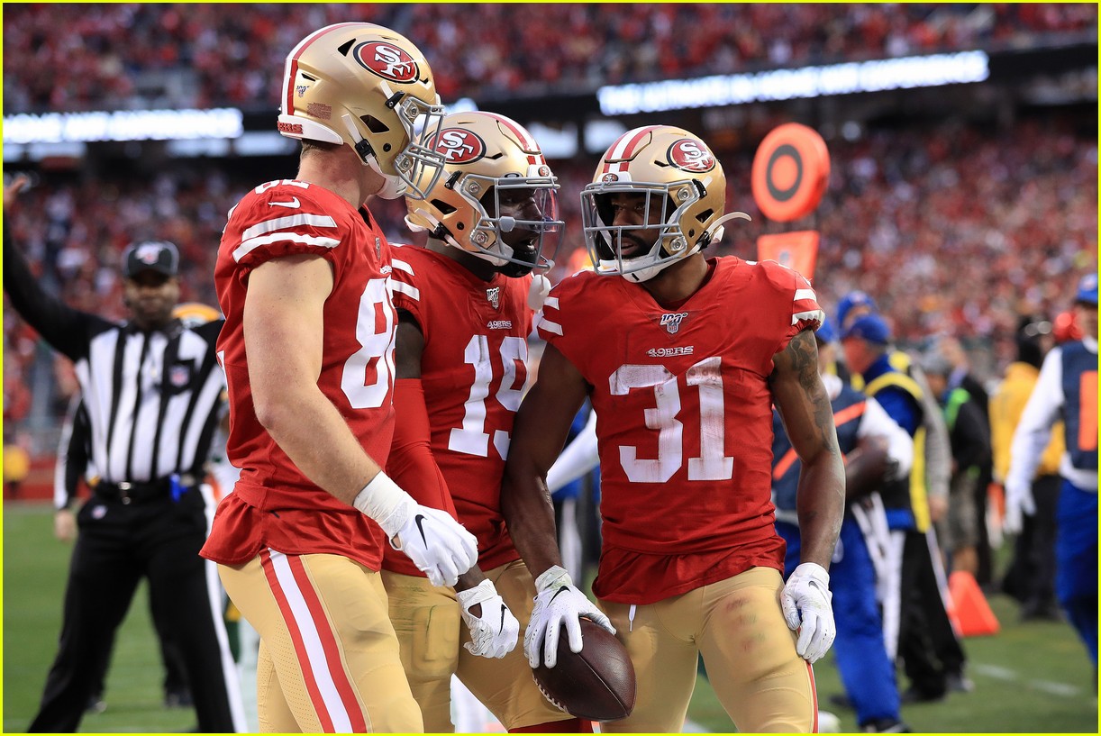 Who Is Raheem Mostert's Wife? Meet Devon Mostert: Photo 4428140 ...