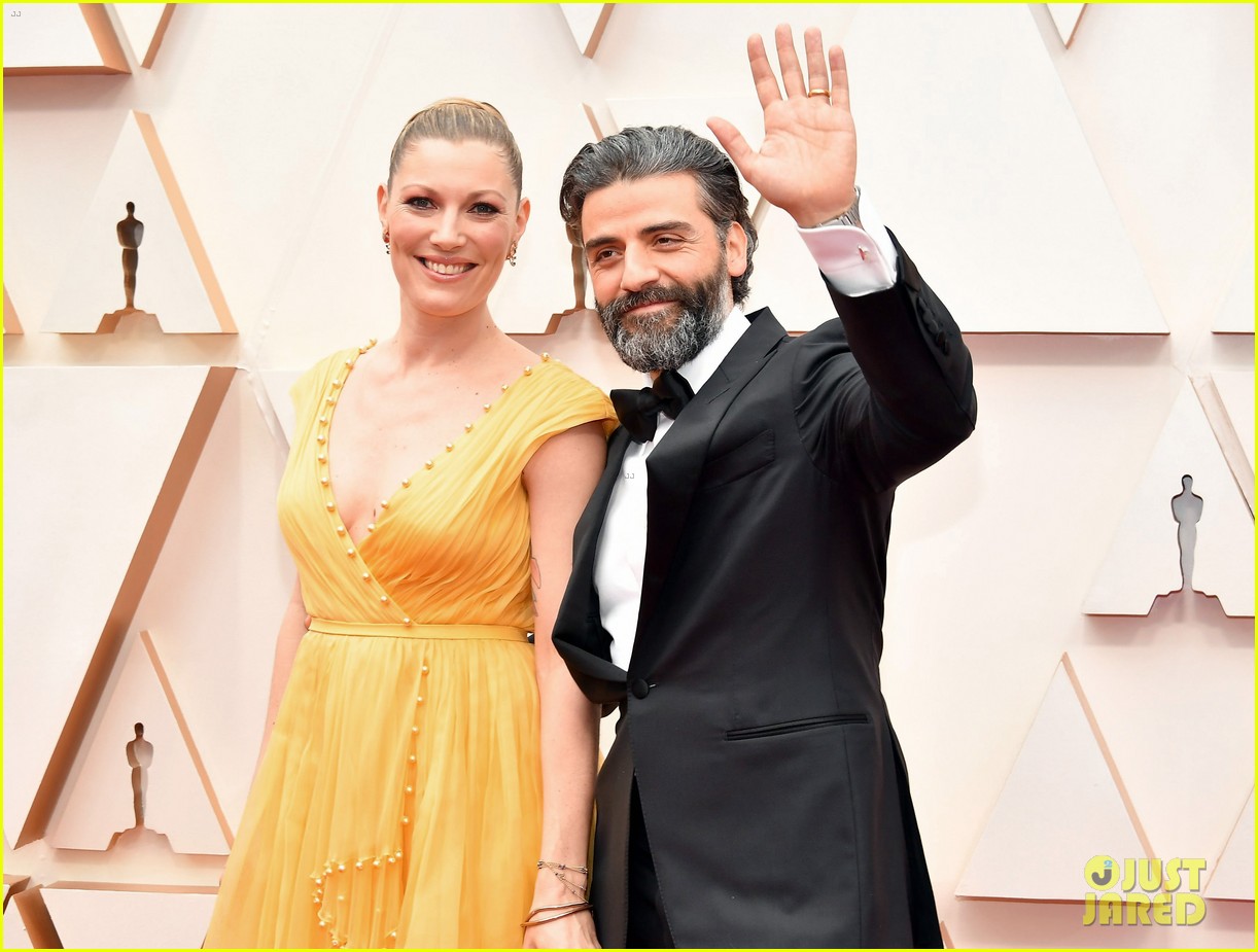 Oscar Isaac & Wife Elvira Lind Enjoy Date Night at Oscars 2020: Photo ...