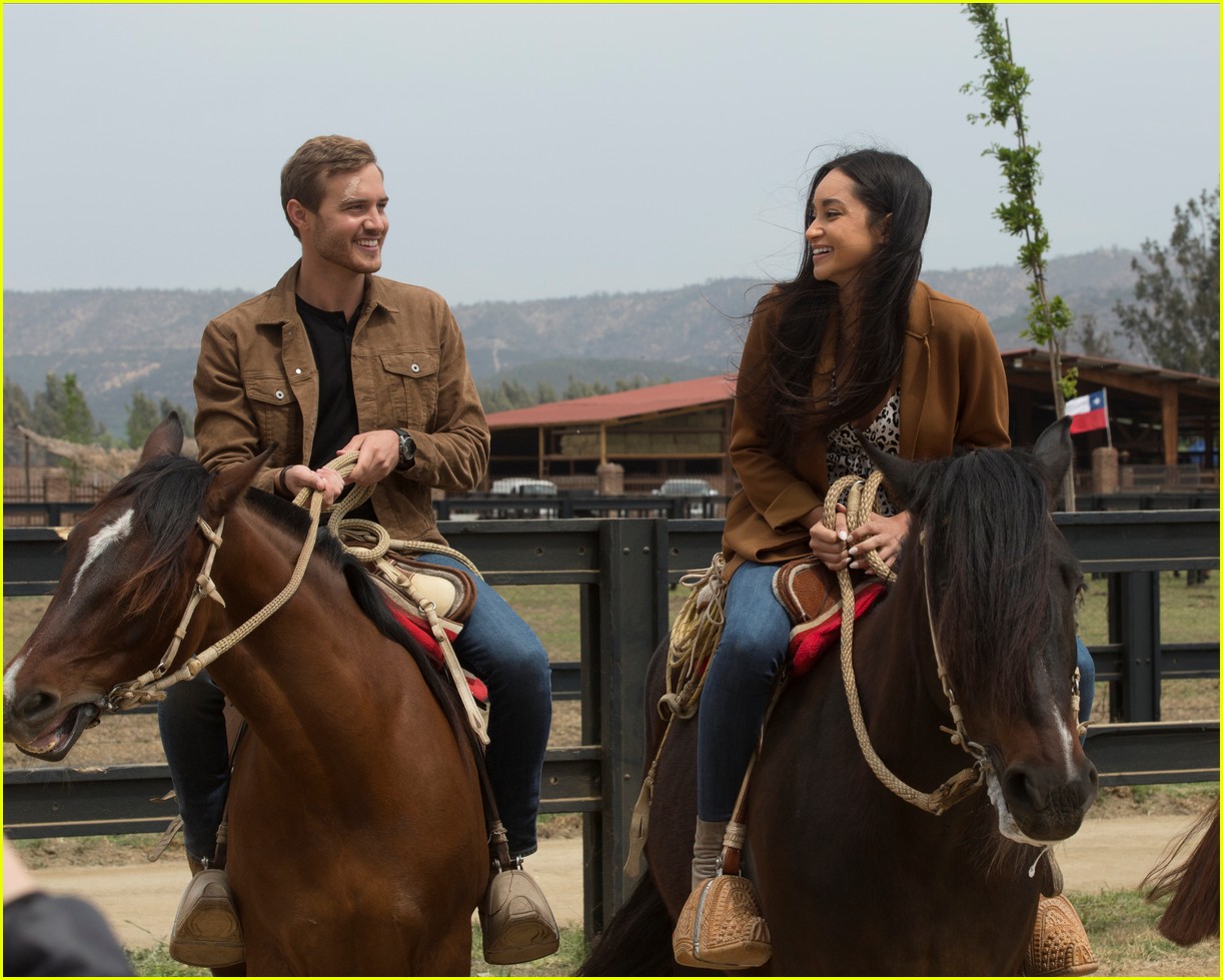 Peter Weber's Ex Merissa Pence Warns Him About Victoria Fuller on 'The ...