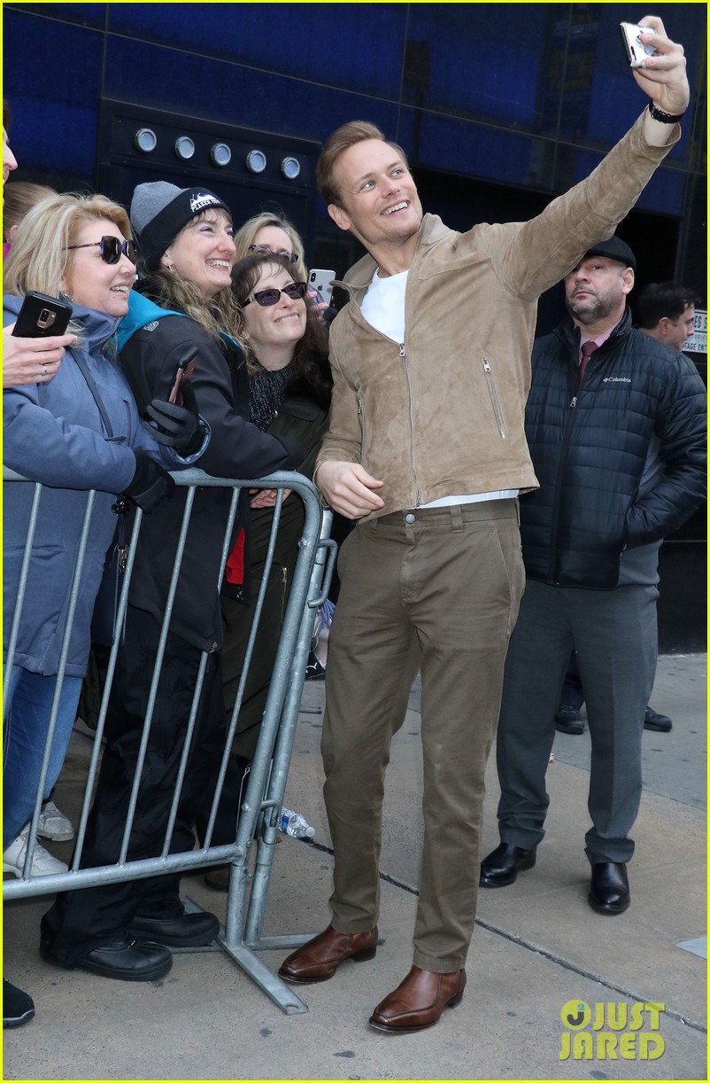 Outlander's Sam Heughan & Caitriona Balfe Reveal Their Pet Peeves About ...