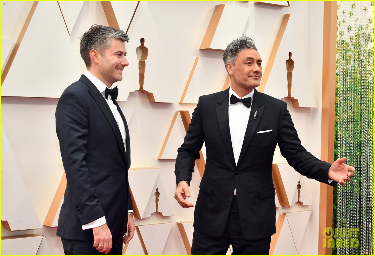 Taika Waititi Brings Fellow 'Jojo Rabbit' Producers With Him To Oscars ...