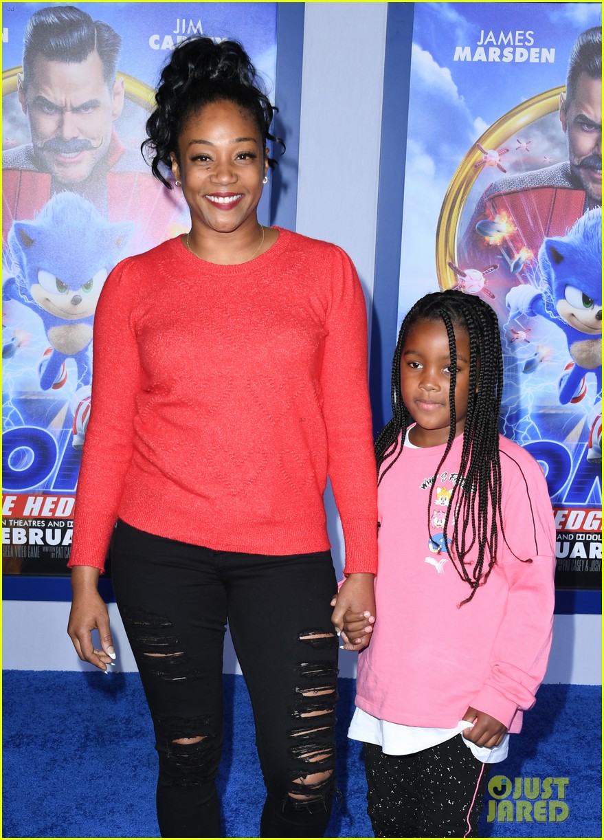 Tiffany Haddish Hugs It Out With Jim Carrey at 'Sonic The Hedgehog ...