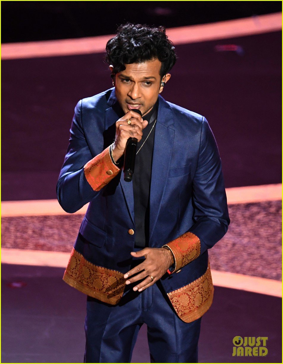 Utkarsh Ambudkar Does a Freestyle Rap Recap at Oscars 2020!: Photo ...