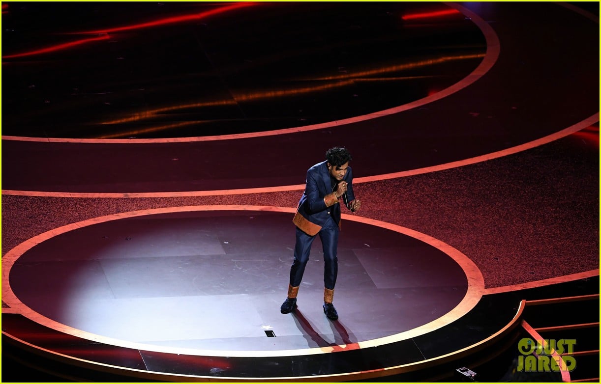 Utkarsh Ambudkar Does a Freestyle Rap Recap at Oscars 2020!: Photo ...