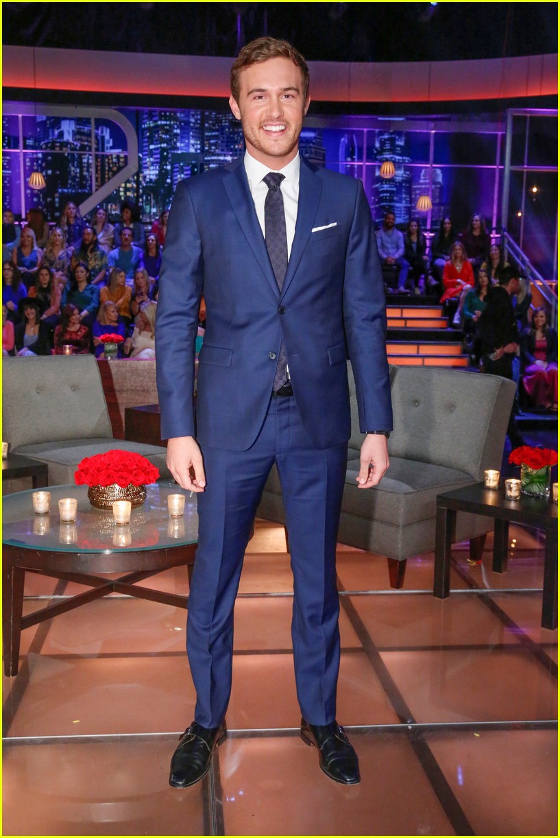 'The Bachelor' 2020 Ending Was Finally Spoiled by Reality Steve: Photo ...