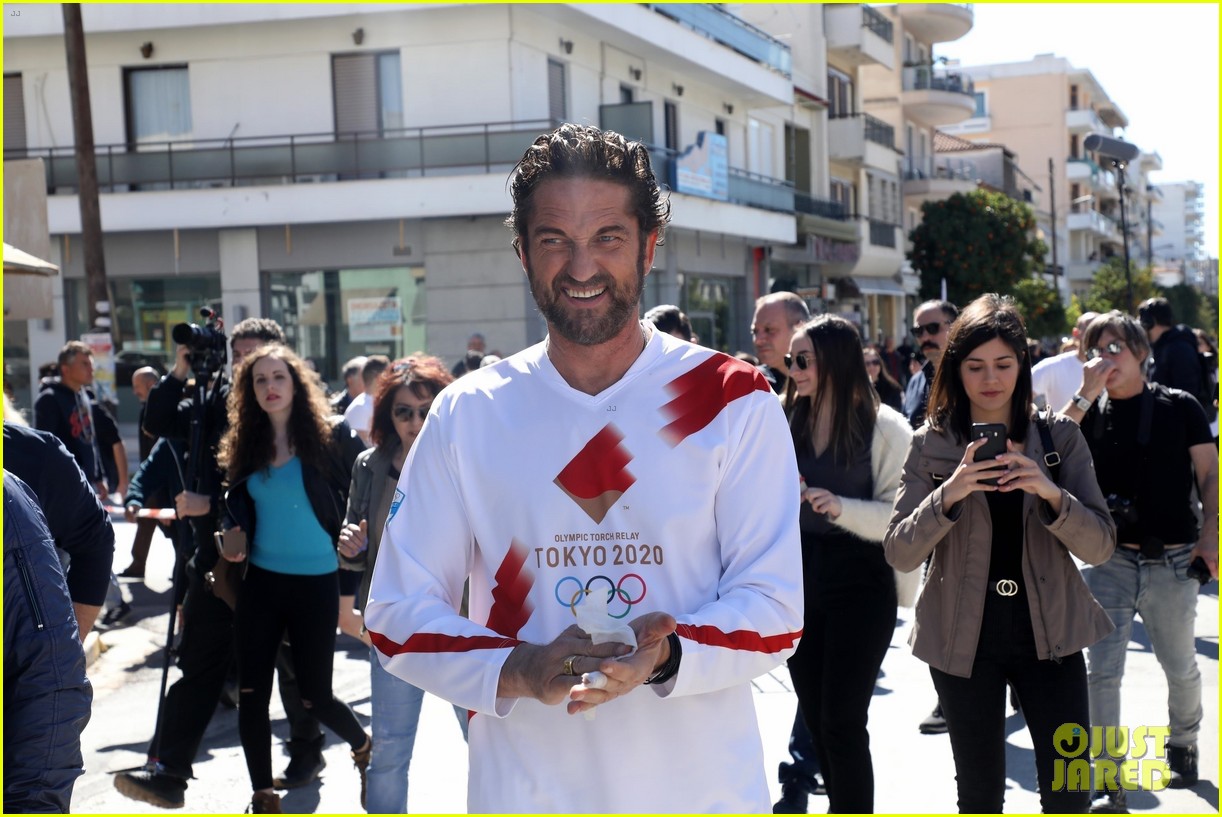 Gerard Butler Lights the Olympic Torch During Event in Sparta!: Photo ...