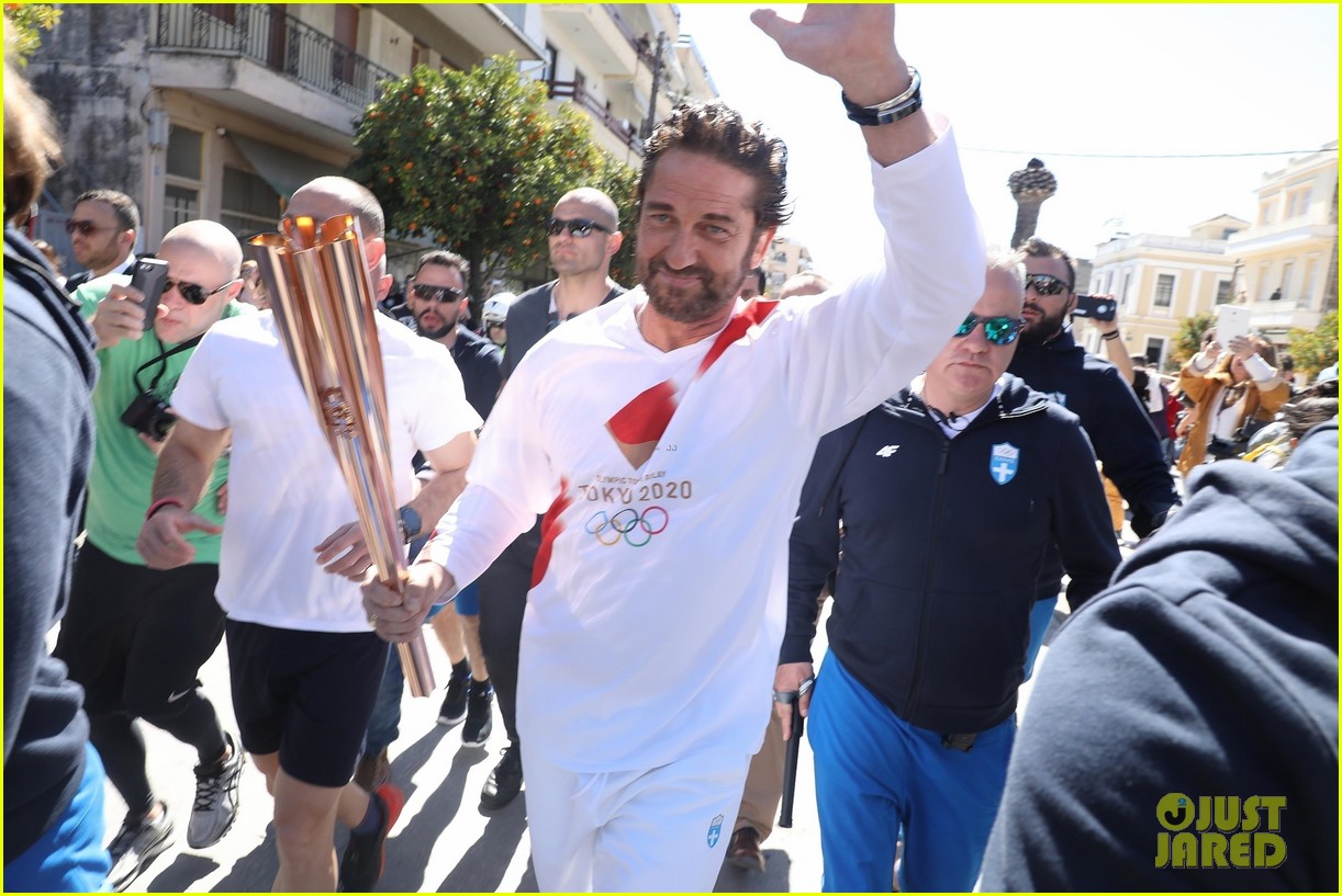 Gerard Butler Lights the Olympic Torch During Event in Sparta!: Photo ...