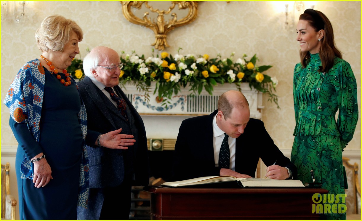 Prince William & Duchess Kate Middleton Arrive in Dublin & Meet Ireland ...