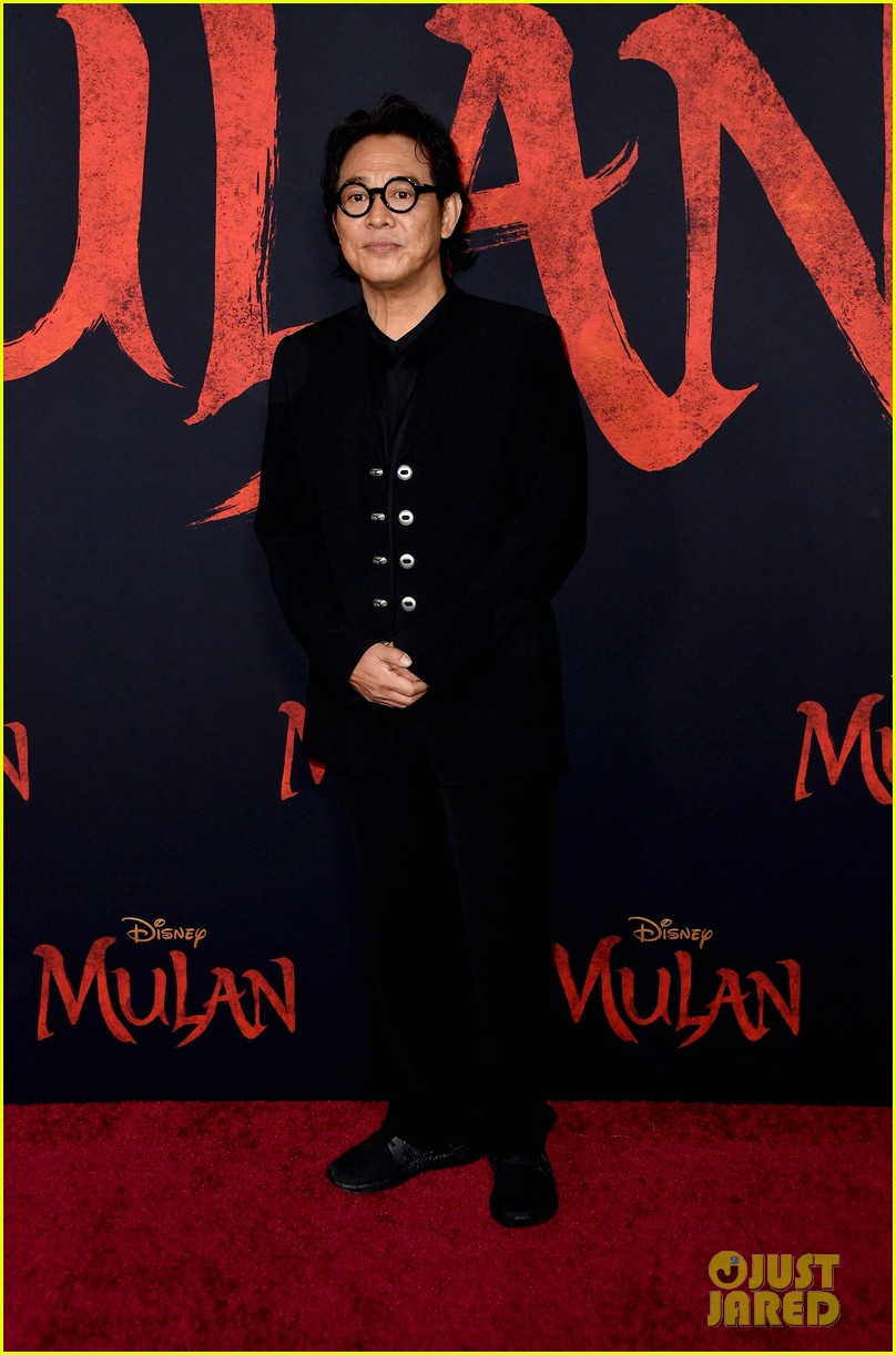 Donnie Yen, Jet Li, & More 'Mulan' Stars Step Out for L.A. Premiere ...