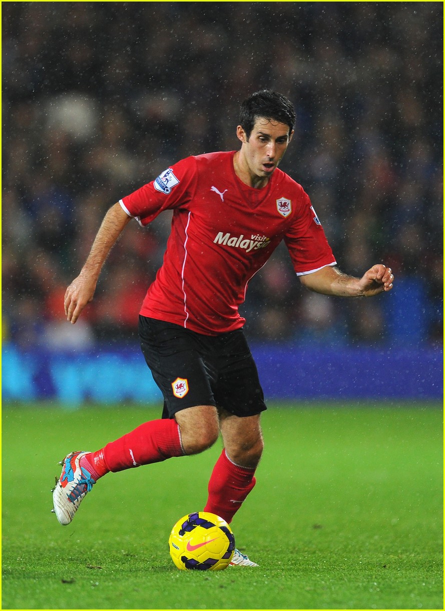 Peter Whittingham Dead - Soccer Player Dies at 35 After Head Injury ...