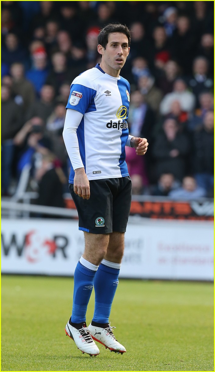 Peter Whittingham Dead - Soccer Player Dies at 35 After Head Injury ...