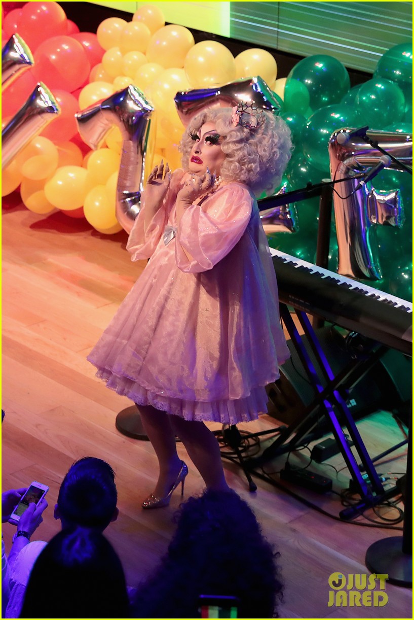 'Drag Race' Star Sherry Pie Apologizes After Being Accused of ...