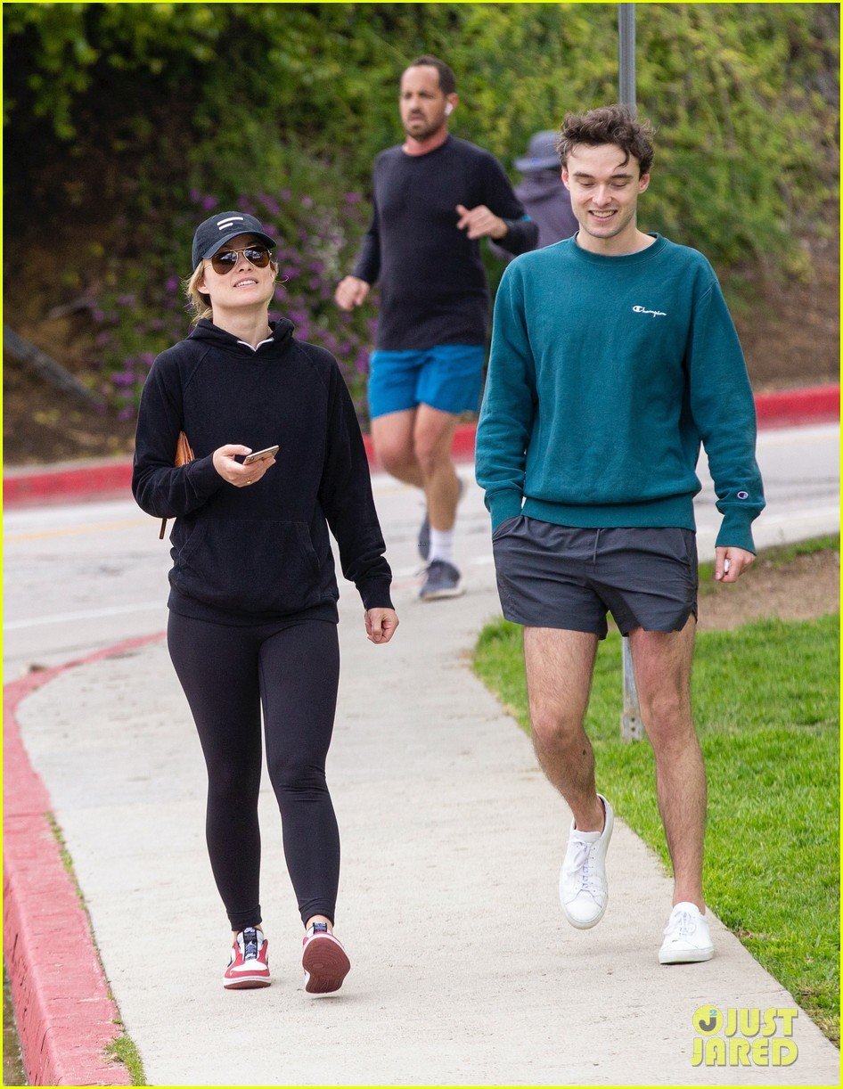 Olivia Wilde Has a Hot Younger Brother & They Were Just Spotted ...