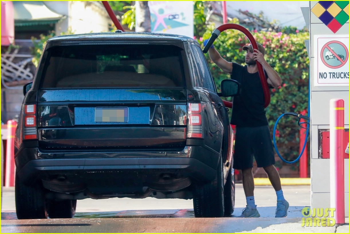 Chace Crawford Went to a DIY Car Wash & Put His Bulging Biceps on ...