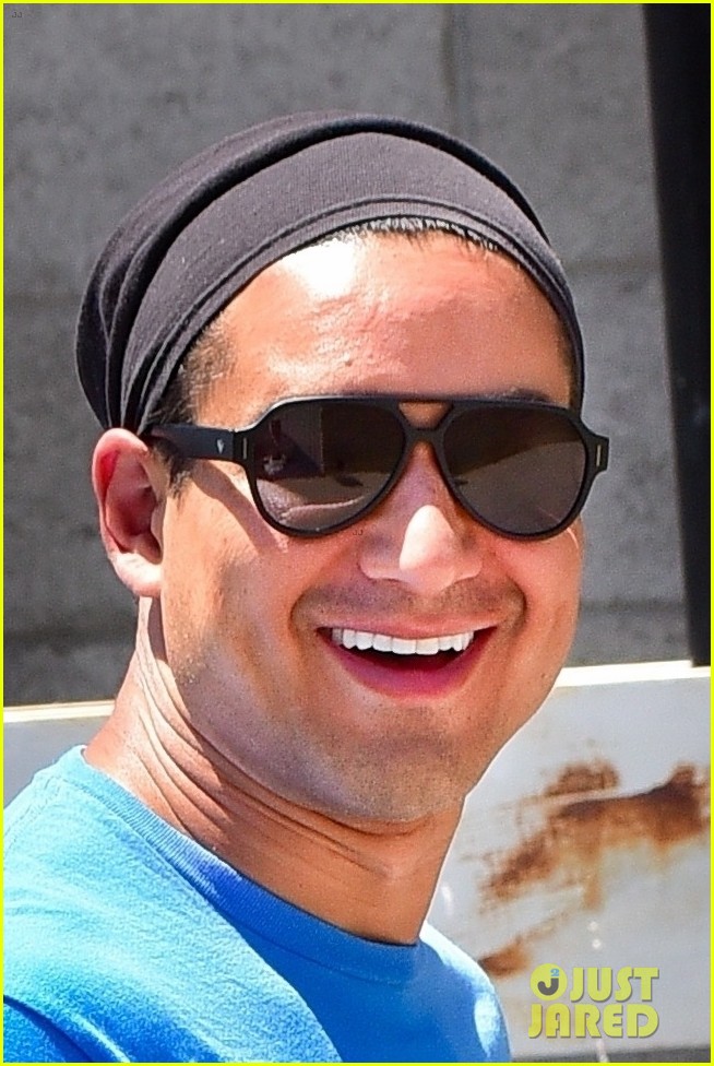Photo: mario lopez workout april 2020 02 | Photo 4455963 | Just Jared ...