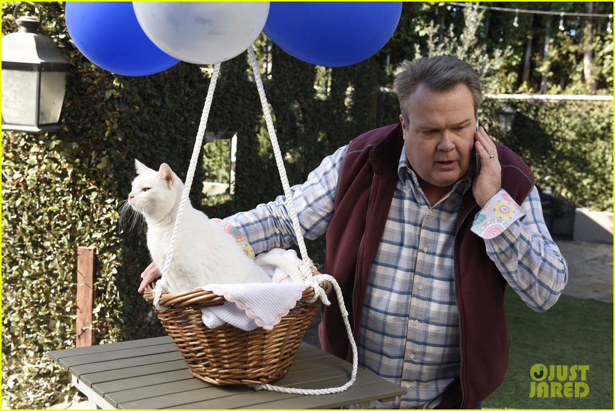 'Modern Family's Penultimate Episode Airs Tonight - See The Pics ...
