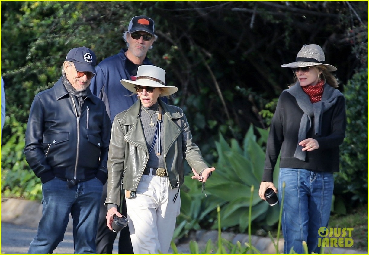 Steven Spielberg & Wife Kate Capshaw Join Michelle Pfeiffer & Husband ...