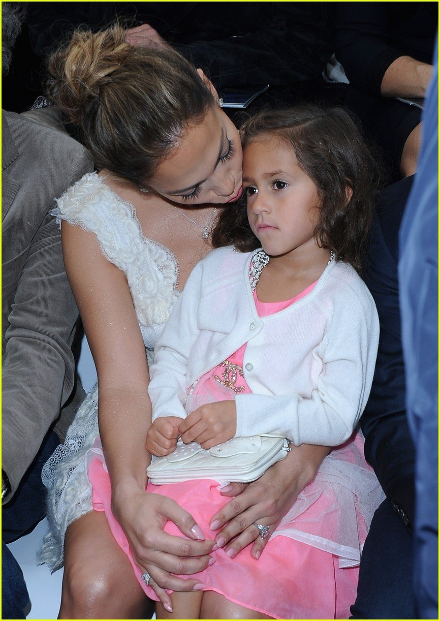 Jennifer Lopez's Daughter Emme Is Publishing a Book!: Photo 4459008 ...