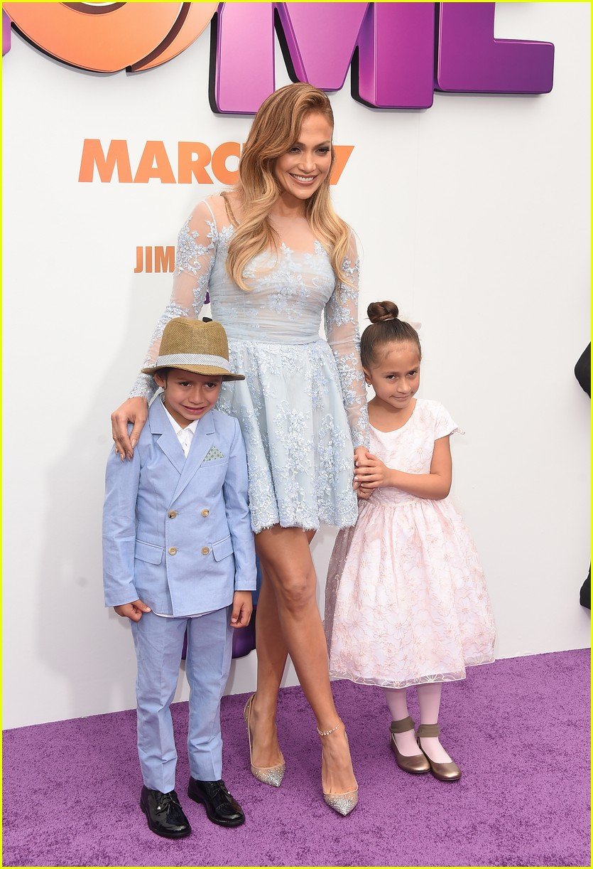Jennifer Lopez's Daughter Emme Is Publishing a Book!: Photo 4459017 ...